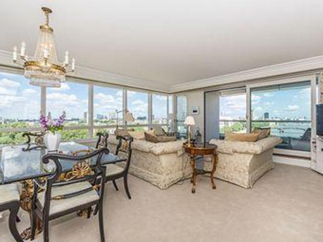 3 Bedrooms Flat for rent in Albert Embankment, London SE1