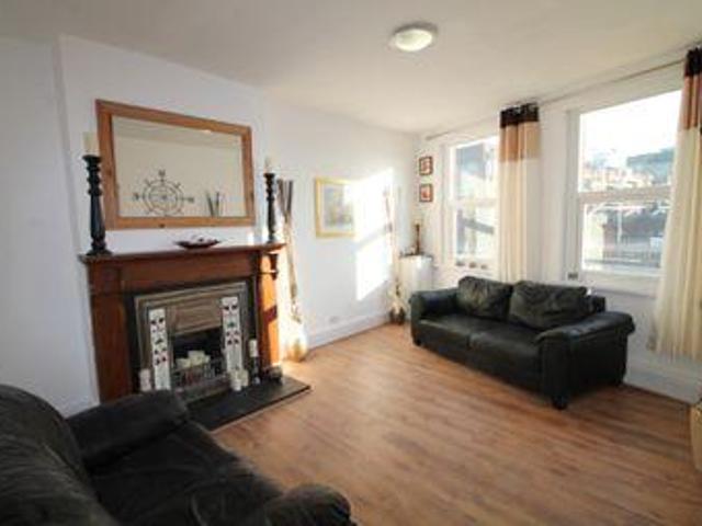 3 Bedrooms Flat for rent in Albert Road, London E16