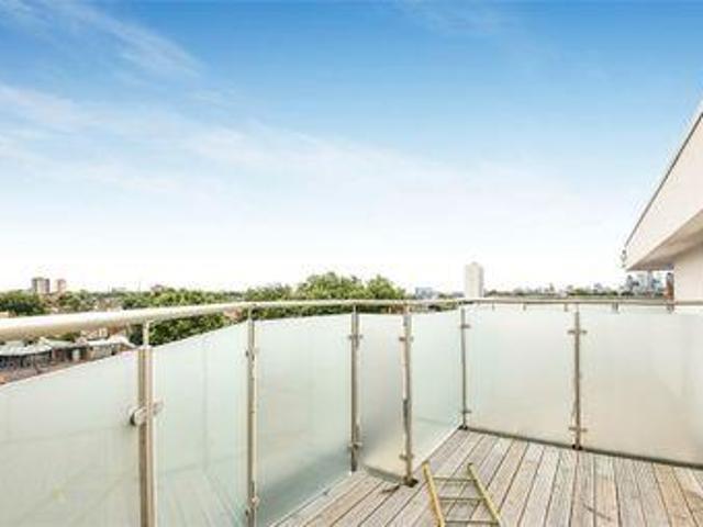 3 Bedrooms Flat for rent in Alpha House, Dalston, London E8