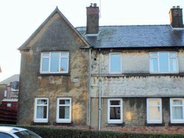 3 Bedrooms Flat for rent in Arthur Street, Dunfermline, Fife KY12