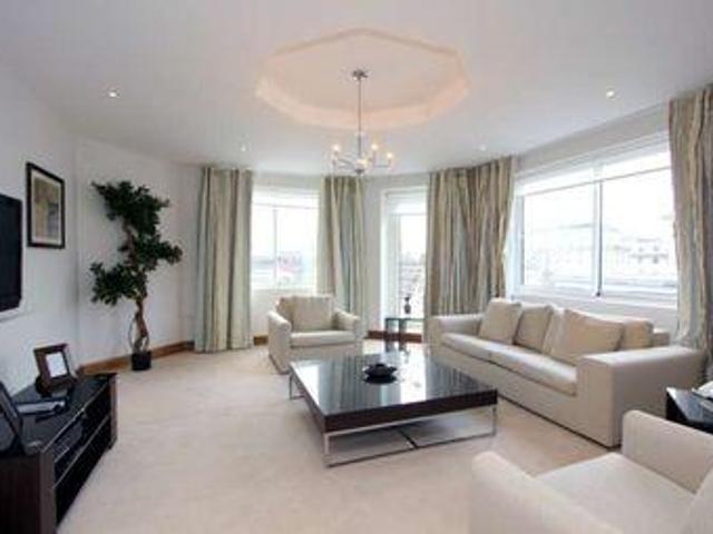 3 Bedrooms Flat for rent in Arlington Street, London SW1A