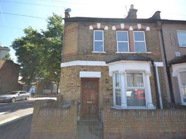 3 Bedrooms Flat for rent in Ashville Road, London E11