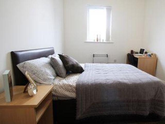 3 Bedrooms Flat for rent in Atlas Court, 75 Heald Grove, Manchester M14