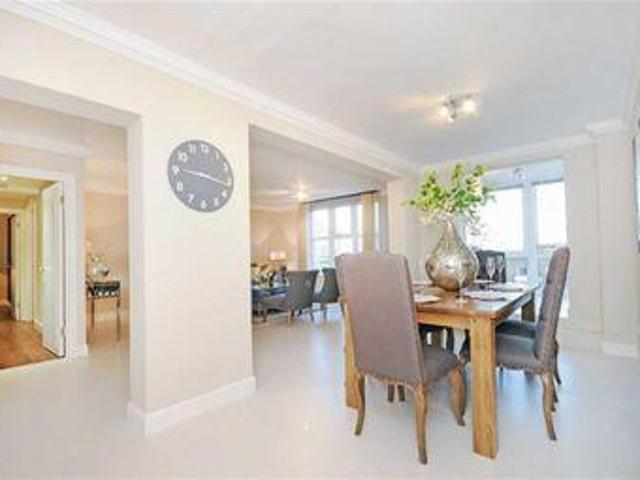 3 Bedrooms Flat for rent in Boydell Court, St Johns Wood, London NW8