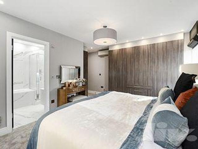 3 Bedrooms Flat for rent in Boydell Court, St Johns Wood Park, St John´s Wood NW8