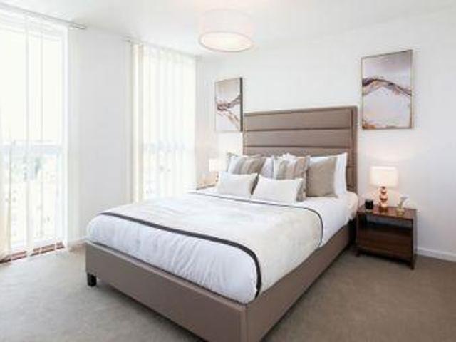 3 Bedrooms Flat for rent in Bollo Lane, London W3