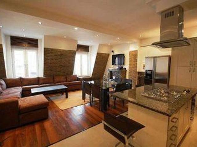 3 Bedrooms Flat for rent in Bolsover Street, London W1W