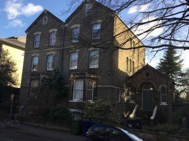 3 Bedrooms Flat for rent in Bateman Street, Cambridge CB2