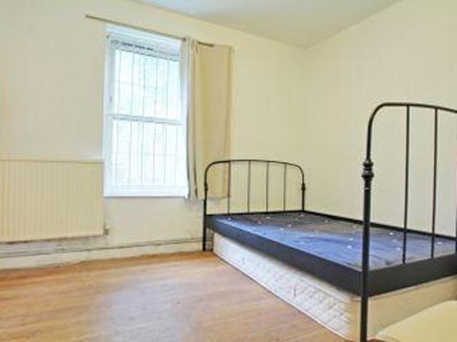 3 Bedrooms Flat for rent in Bath Terrace, Borough SE1