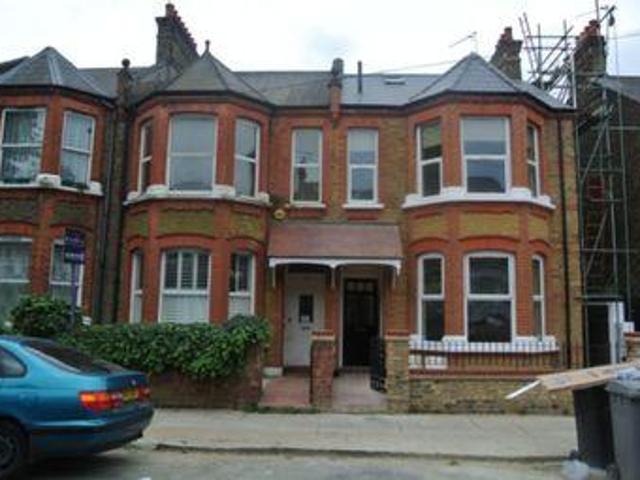3 Bedrooms Flat for rent in Bathurst Gardens, Kensal Green NW10