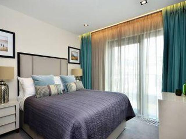 3 Bedrooms Flat for rent in Babmaes Street, St James´s SW1Y