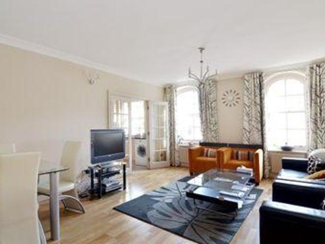 3 Bedrooms Flat for rent in Baker Street, London W1U