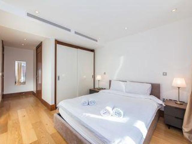 3 Bedrooms Flat for rent in Baker Street, London NW1