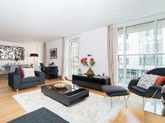 3 Bedrooms Flat for rent in Baker Street, London NW1