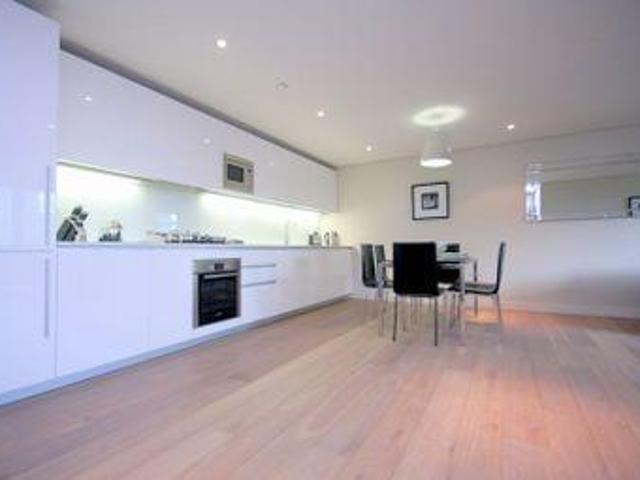 3 Bedrooms Flat for rent in Baltimore Wharf, London E14