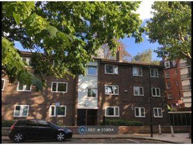3 Bedrooms Flat for rent in Beaumont Square, London E1