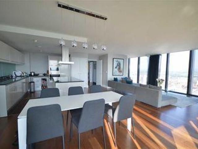 3 Bedrooms Flat for rent in Beetham Tower, 301 Deansgate, Manchester M3