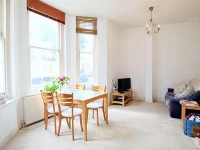 3 Bedrooms Flat for rent in Belgrave Gardens, St Johns Wood NW8
