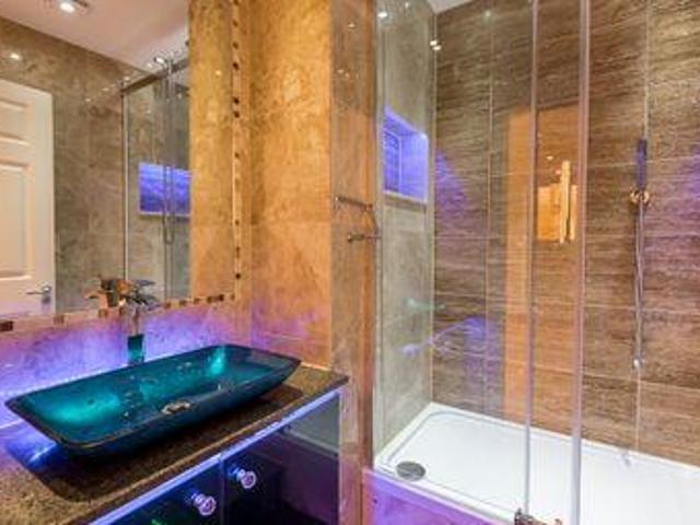 3 Bedrooms Flat for rent in Bentinck Close, Prince Albert Road, St Johns Wood NW8