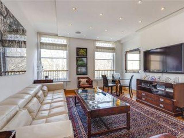 3 Bedrooms Flat for rent in Bloomsbury Square, Bloomsbury WC1A