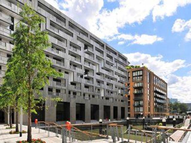 3 Bedrooms Flat for rent in Bramah House, Gatliff Road, Grosvenor Waterside SW1W