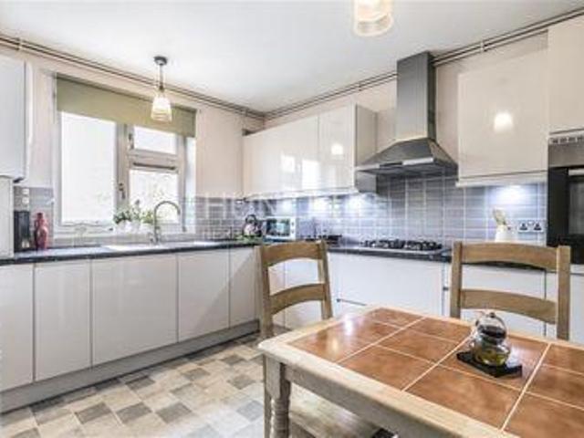 3 Bedrooms Flat for rent in Broadhurst Gardens, London NW6