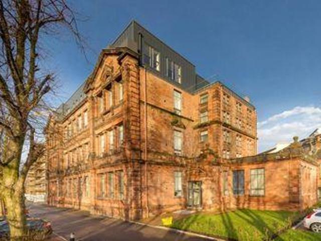 3 Bedrooms Flat for rent in Broomhill Avenue, Glasgow G11