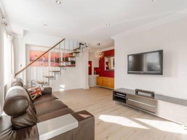 3 Bedrooms Flat for rent in Brook House, Clapham Common South Side SW4