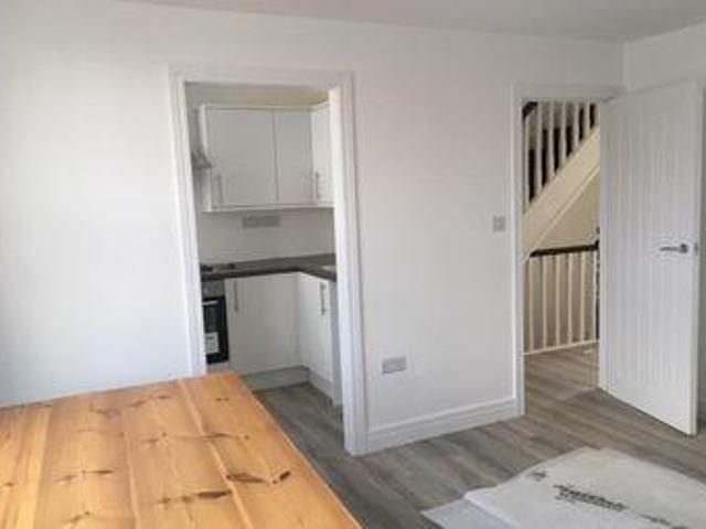 3 Bedrooms Flat for rent in Butler Road, Harrow HA1