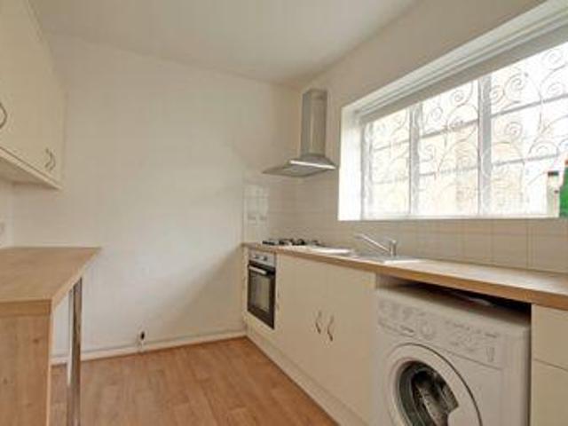 3 Bedrooms Flat for rent in Gough Walk, Westferry E14