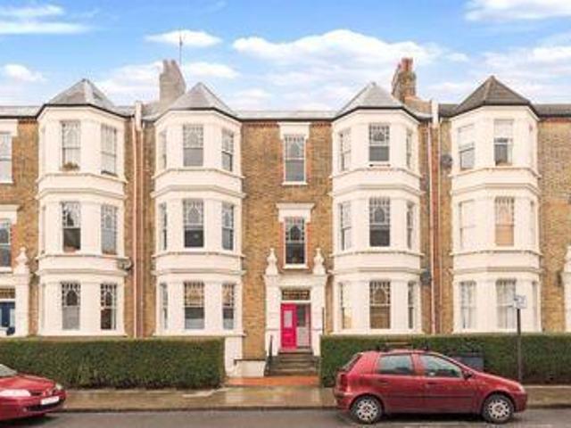 3 Bedrooms Flat for rent in Gondar Gardens, West Hampstead, London NW6