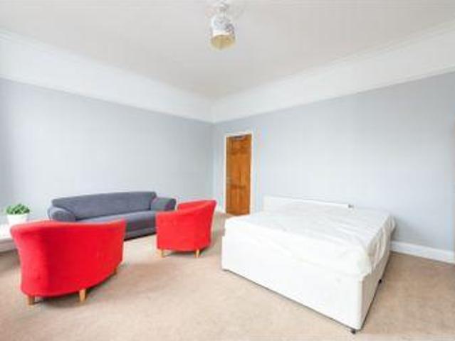 3 Bedrooms Flat for rent in Gaisford Street, London NW5