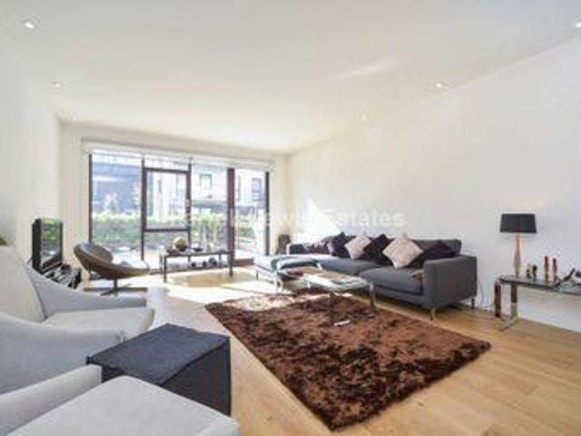 3 Bedrooms Flat for rent in Gibson Rd, Vauxhall SE11