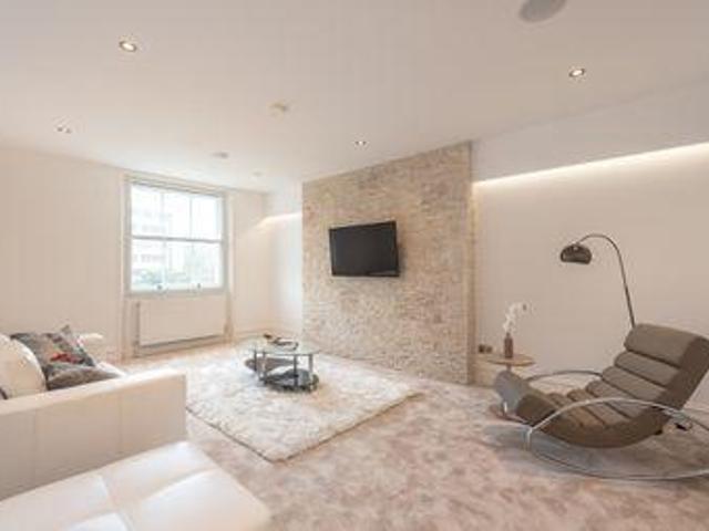 3 Bedrooms Flat for rent in Gloucester Terrace, London W2
