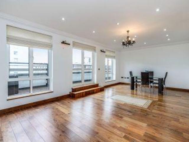 3 Bedrooms Flat for rent in Gloucester Terrace, London W2