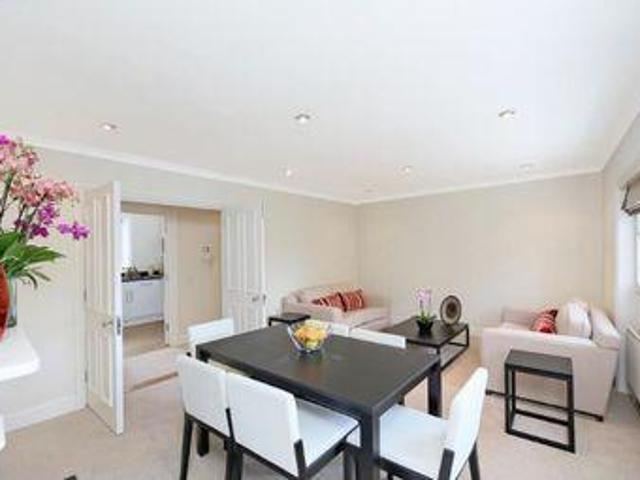 3 Bedrooms Flat for rent in Gloucester Place, Marylebone NW1