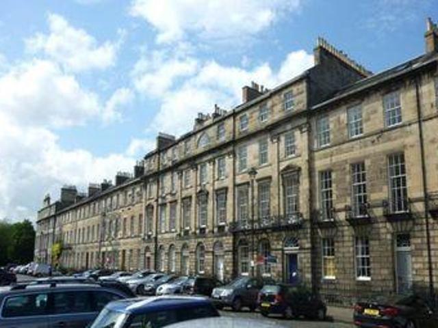 3 Bedrooms Flat for rent in Great King Street, New Town, Edinburgh EH3