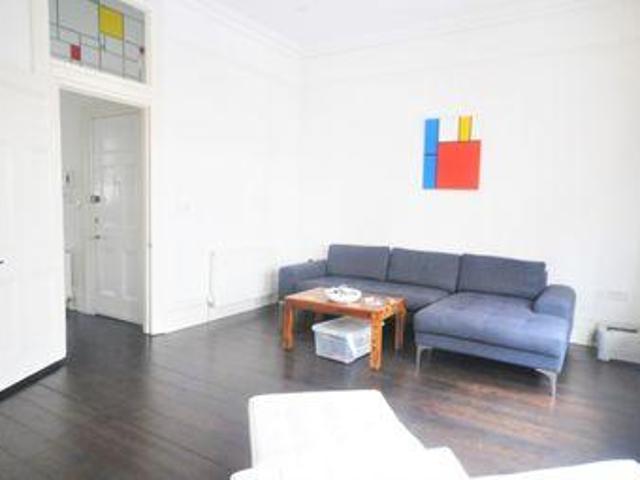 3 Bedrooms Flat for rent in Great Portland Street, London W1W