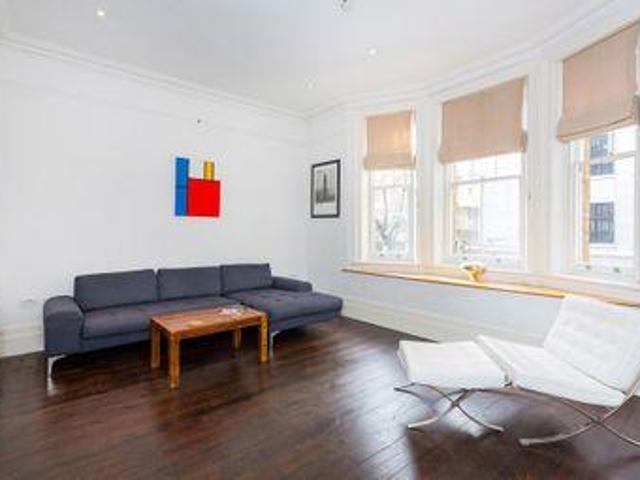 3 Bedrooms Flat for rent in Great Portland Street, London W1W