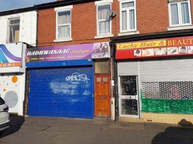 3 Bedrooms Flat for rent in Great Western Street, Manchester M14