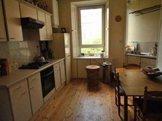3 Bedrooms Flat for rent in Grindlay Street, Edinburgh, Midlothian EH3