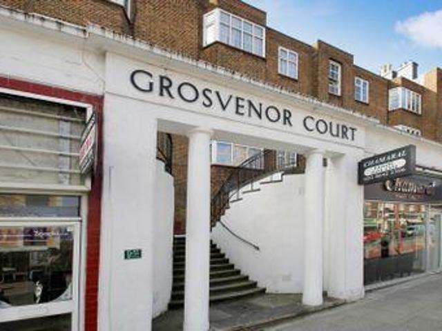 3 Bedrooms Flat for rent in Grosvenor Court, Brighton Road, Sutton SM2