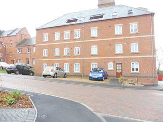 3 Bedrooms Flat for rent in Grosvenor Gate, Leicester LE5