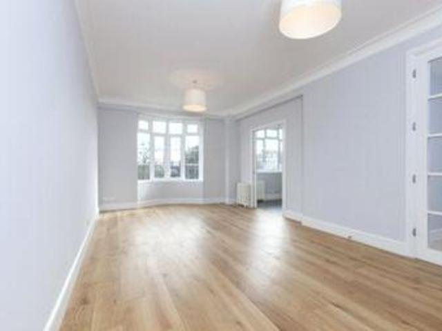 3 Bedrooms Flat for rent in Grove End Gardens, Grove End Road, London NW8