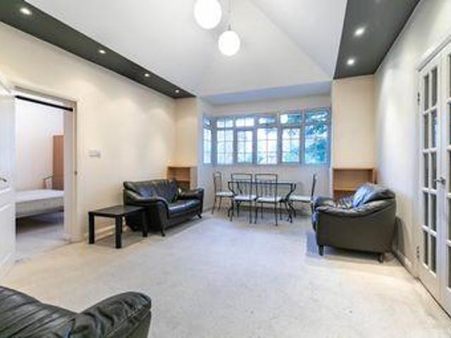 3 Bedrooms Flat for rent in Gunnersbury Avenue, London W5