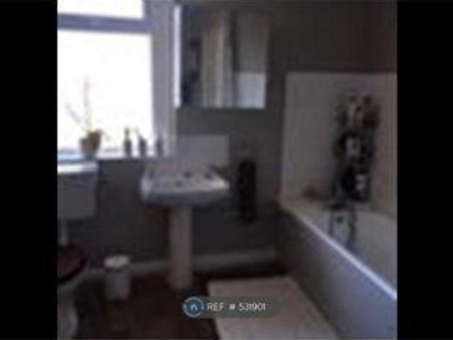 3 Bedrooms Flat for rent in Delancey Street, Camden Town NW1
