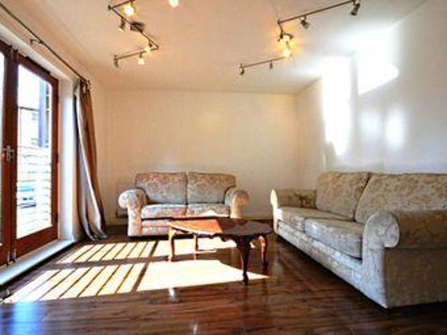 3 Bedrooms Flat for rent in Delta Building, Poplar, London E14
