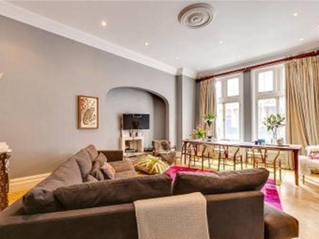 3 Bedrooms Flat for rent in Draycott Place, London SW3