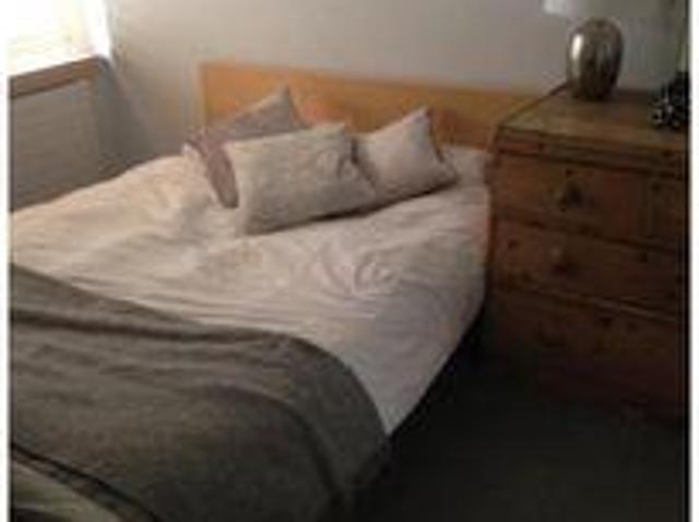 3 Bedrooms Flat for rent in Droop Street, London W10