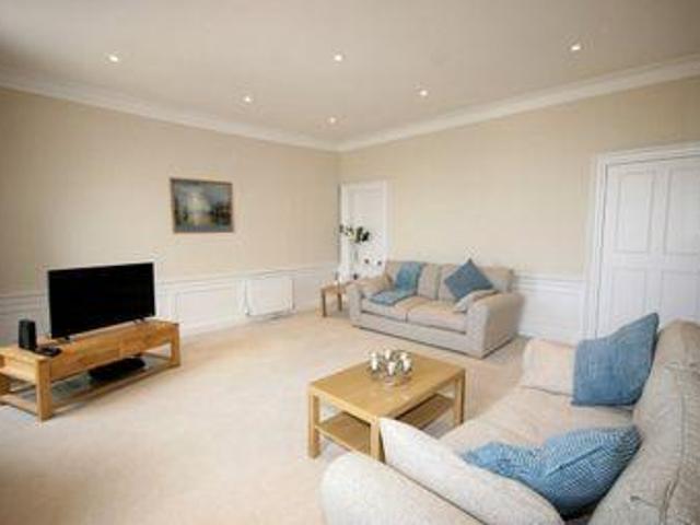 3 Bedrooms Flat for rent in Dublin Street, New Town, Edinburgh EH1